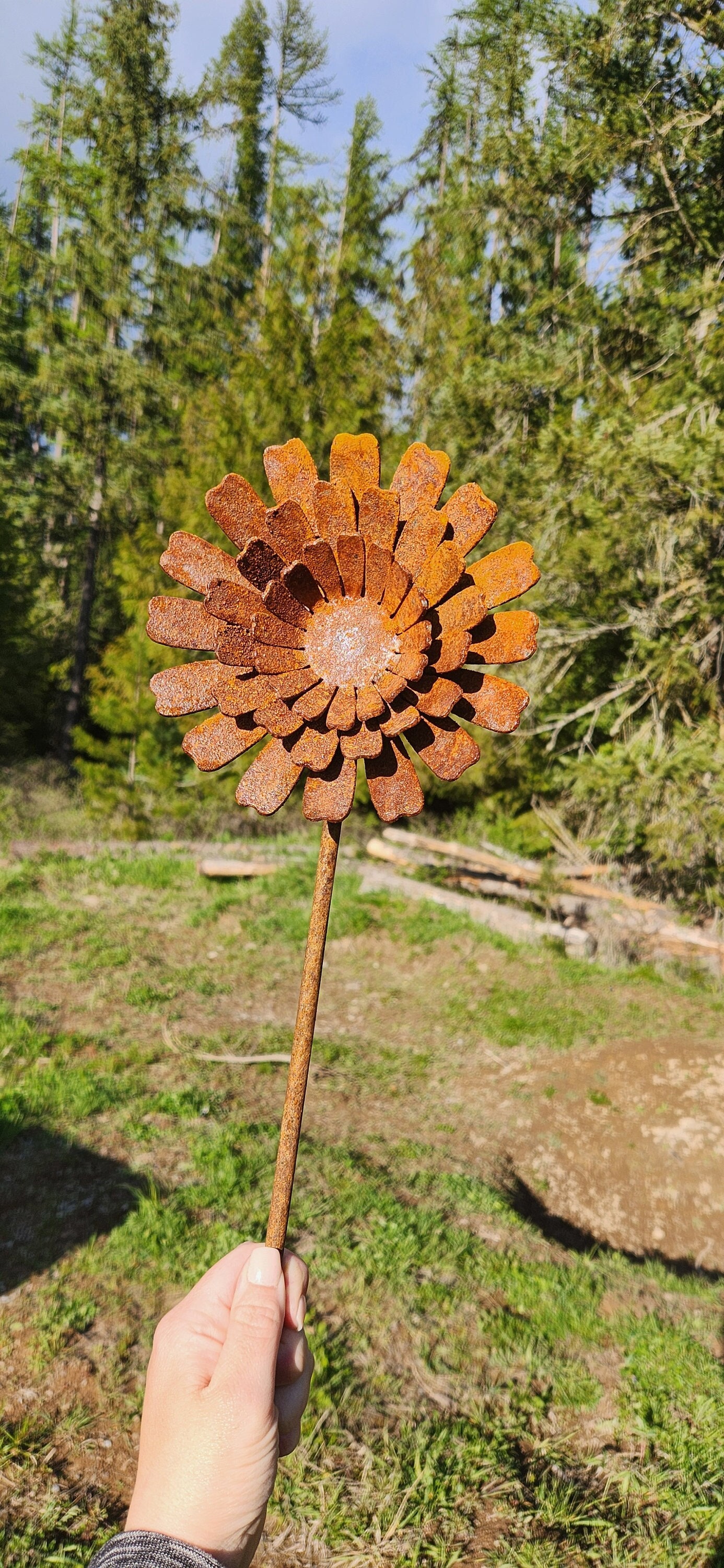 Metal Flower, Garden Flower, Garden Art, Rusted Flower - Etsy