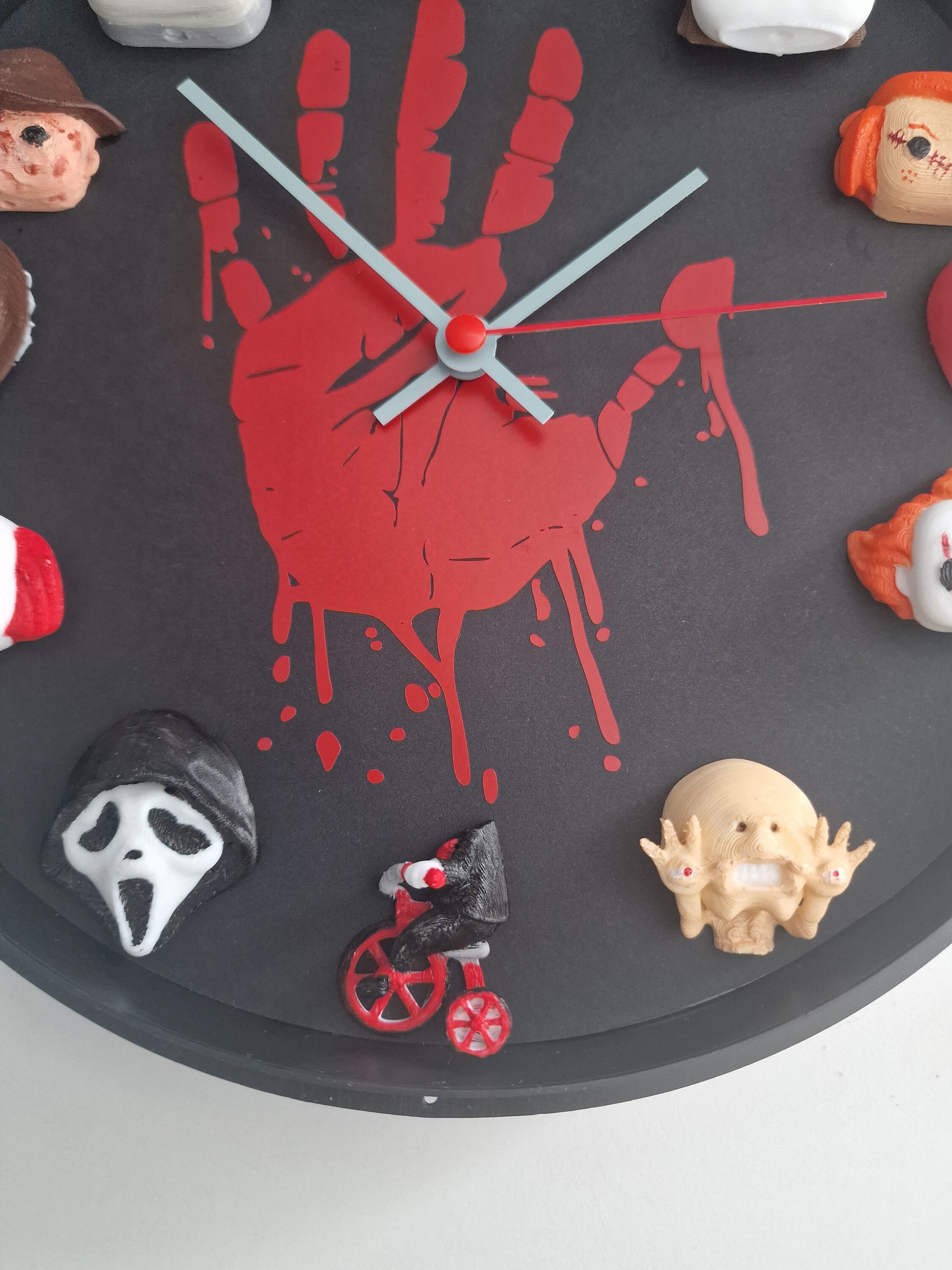 Horror Clock Handmade 3D Printed Wall Clock Hand Painted - Etsy