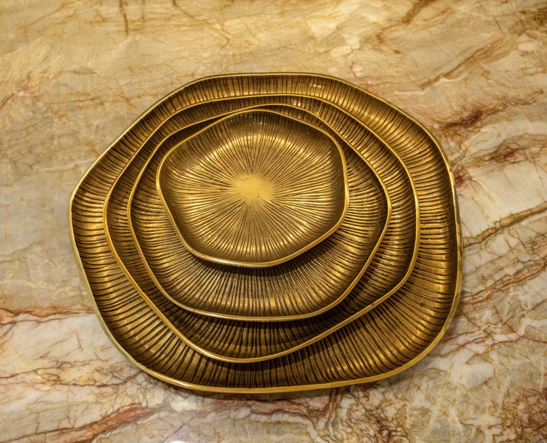 9" and 13” Nesting Trays – Brass Finish Floral Serving Plates, Set of 2 ...