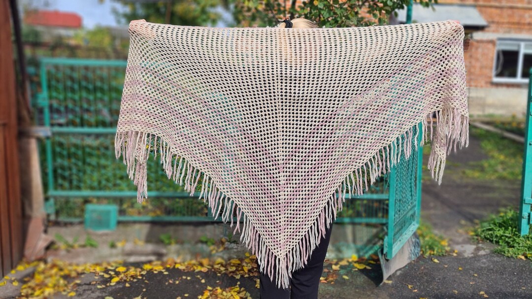 Beige Lace Knitted Shawl , Vintage Long Fringed Shawl , Ukrainian ...