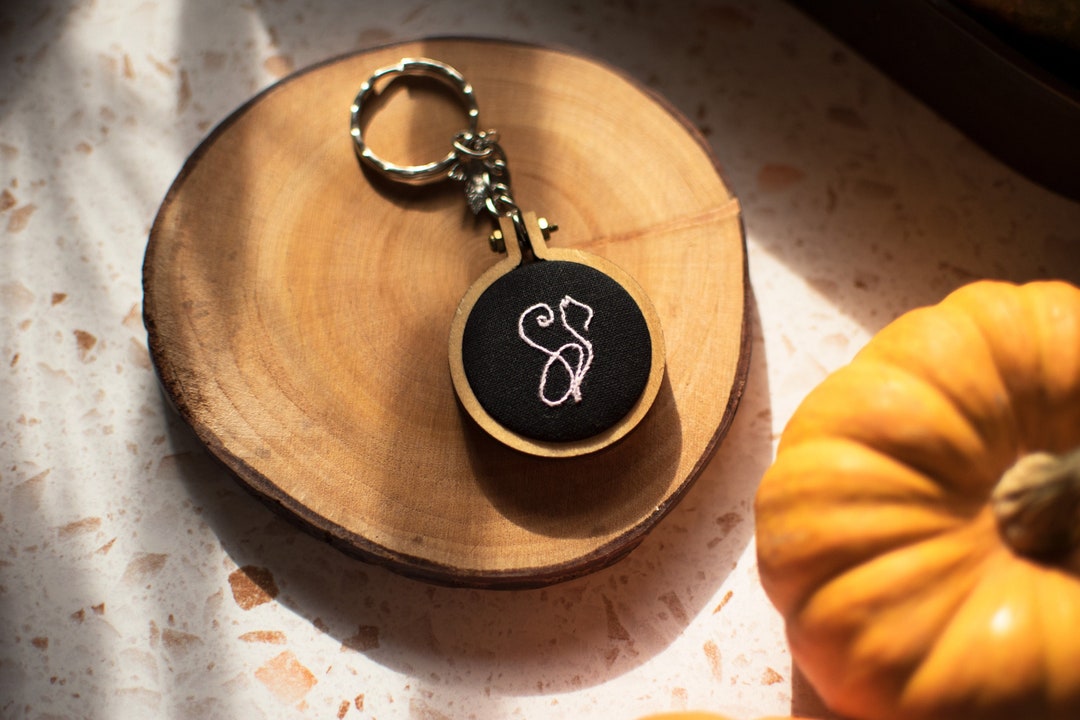 Cat Outline Key Ring Kitty Silhouette Minimalist Key Chain - Etsy