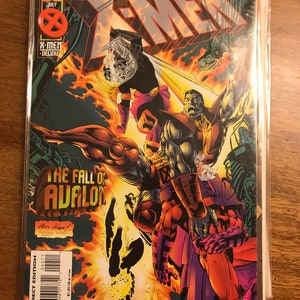 Lot of 9 1990s Comic Books Vintage Comic Book Lot X-men JLA Gen 13 ...