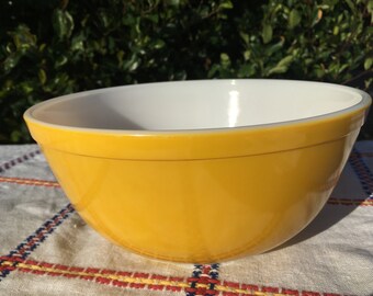 Yellow Pyrex Bowl - Etsy
