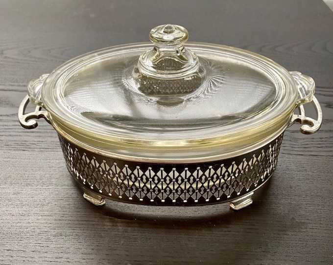 PYREX Glass Serving Dish & Lid W/silver Cradle - Etsy