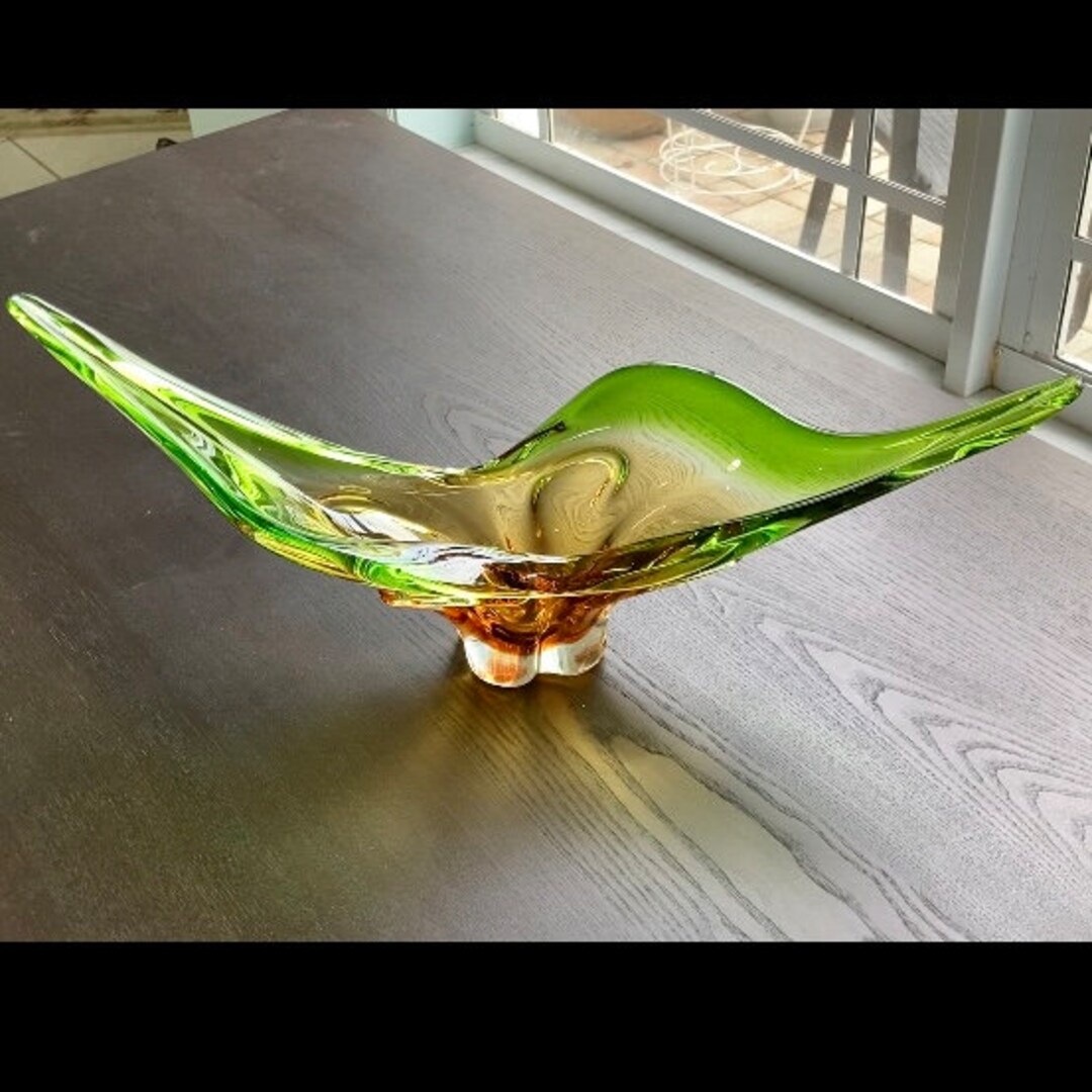Vintage 23” Stretched Glass Bowl, Vintage Italian Art Glass Green and ...
