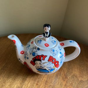 Vintage the Many Faces of Betty Boop Teapot by Cardew Designs 2003 ...