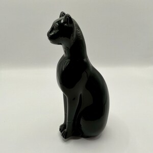 Vintage Black Crystal Cat Figurine, Solid Black Milk Glass Cat Figurine ...