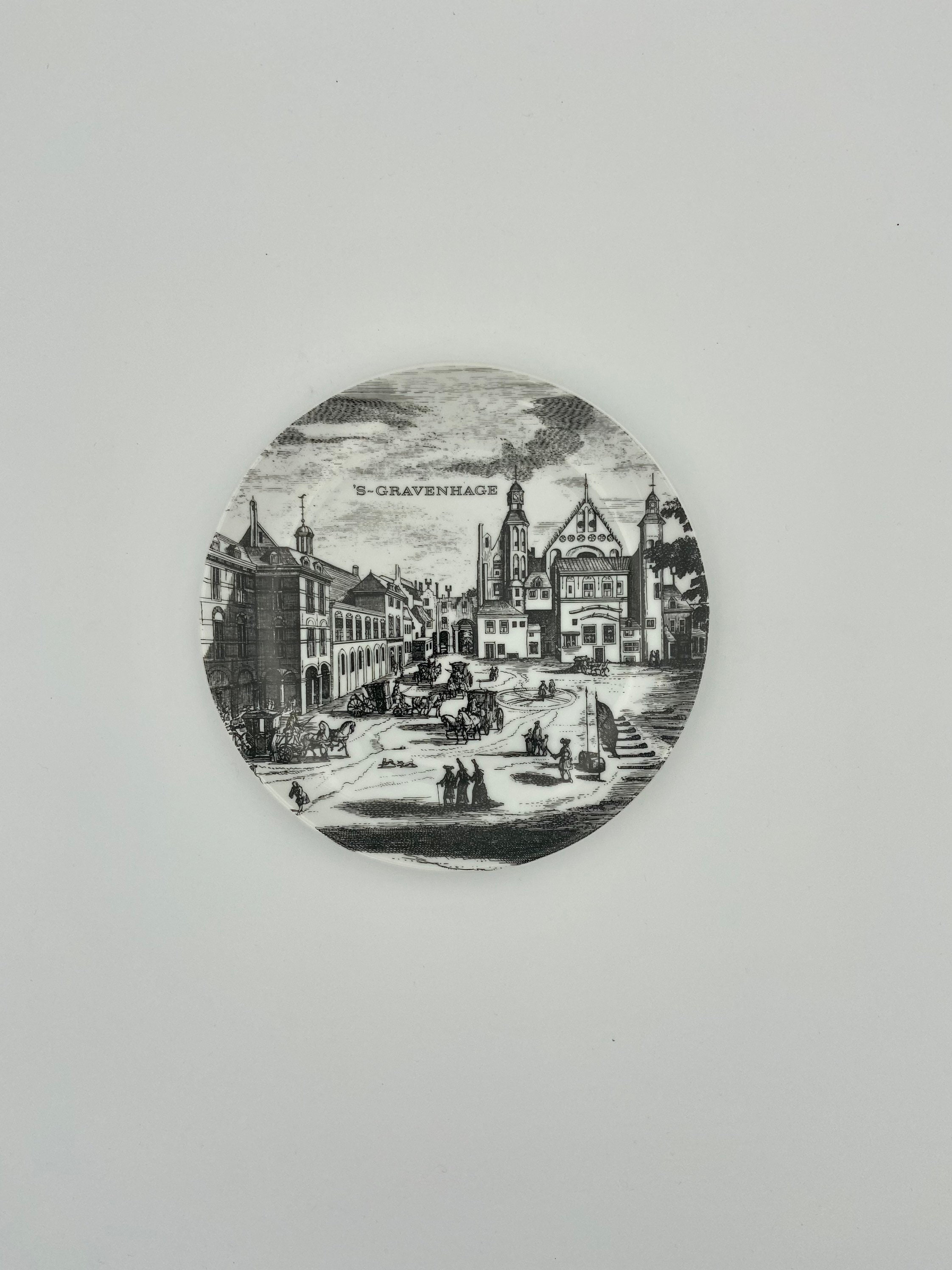 2 Vintage Focke & Meltzer Ceramic Plates of Famous Buildings in the ...