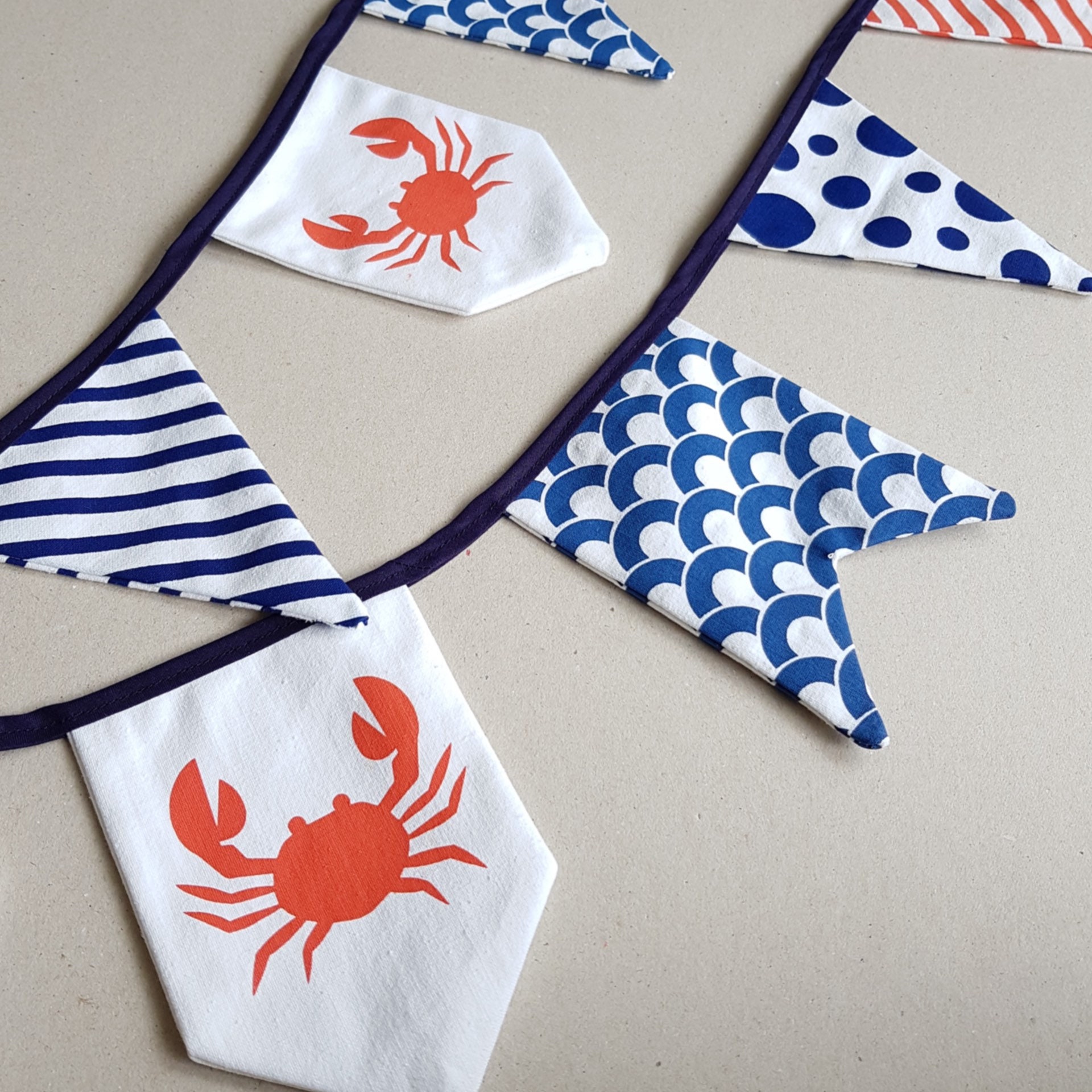 Stripes Pennant Chain Element Stencil File/cut File - Etsy