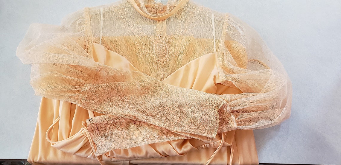 JCPENNEY Vintage 70's Apricot Poly Lace Victorian Maxi Dress - Etsy