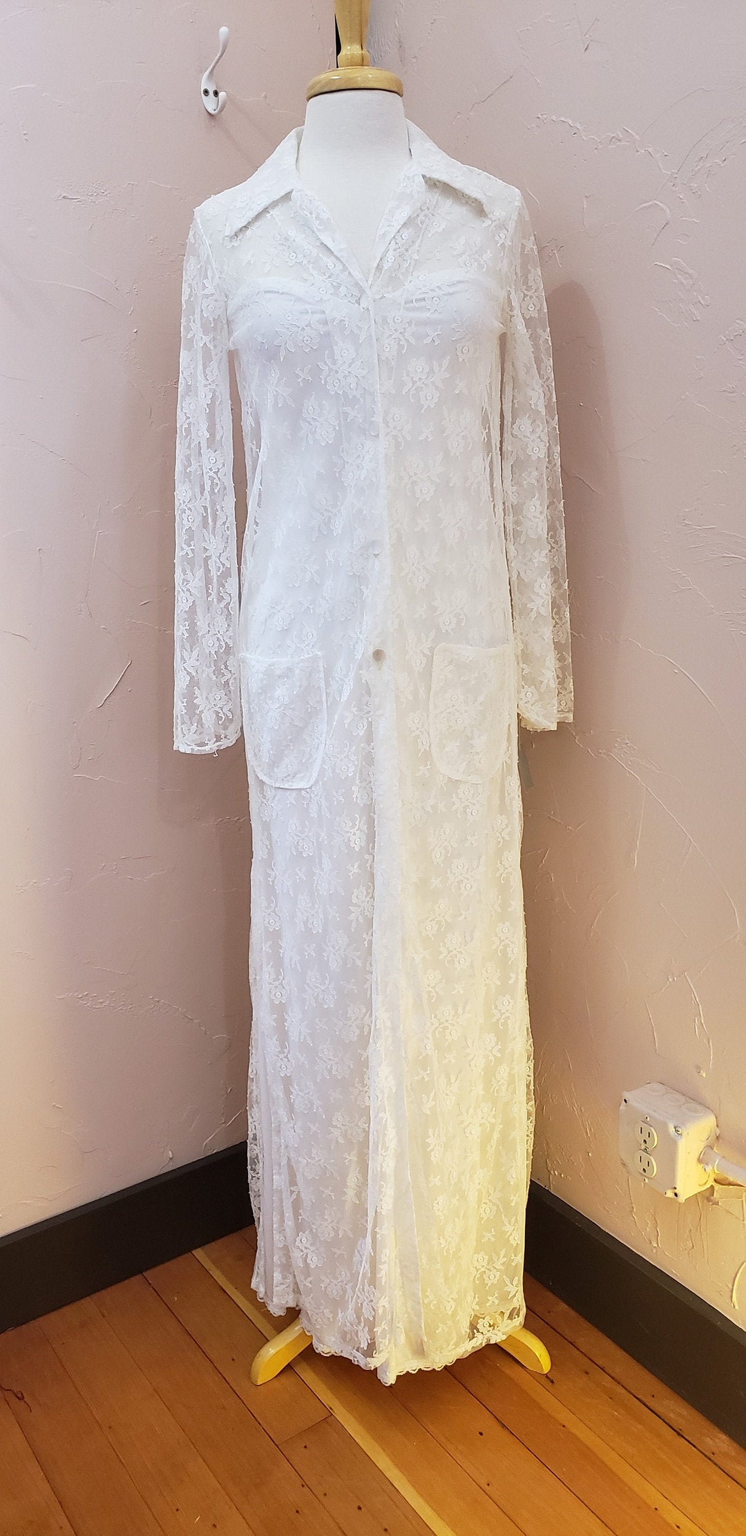 SEYMOUR KERMAN Vintage 60's White Lace Duster With Strapless Poly Slip ...