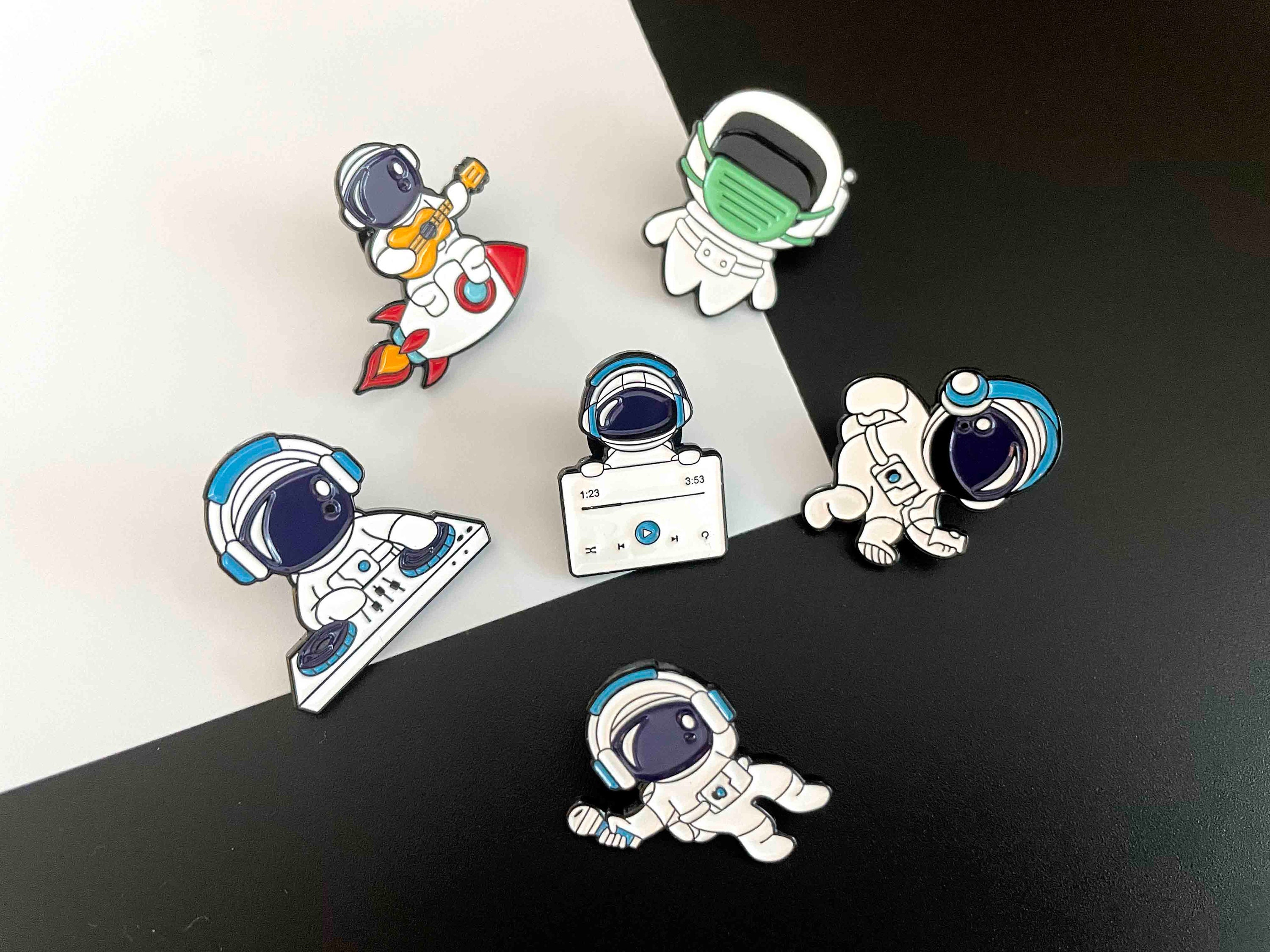 Astronaut Lapel Pin