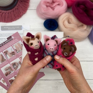 Needle Felting Kit - Christmas Pigs in Blankets Craft (adults & Teens ...