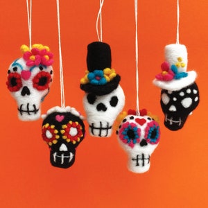 Needle Felting Kit - Sugar Skulls, Halloween Decorations - Etsy UK