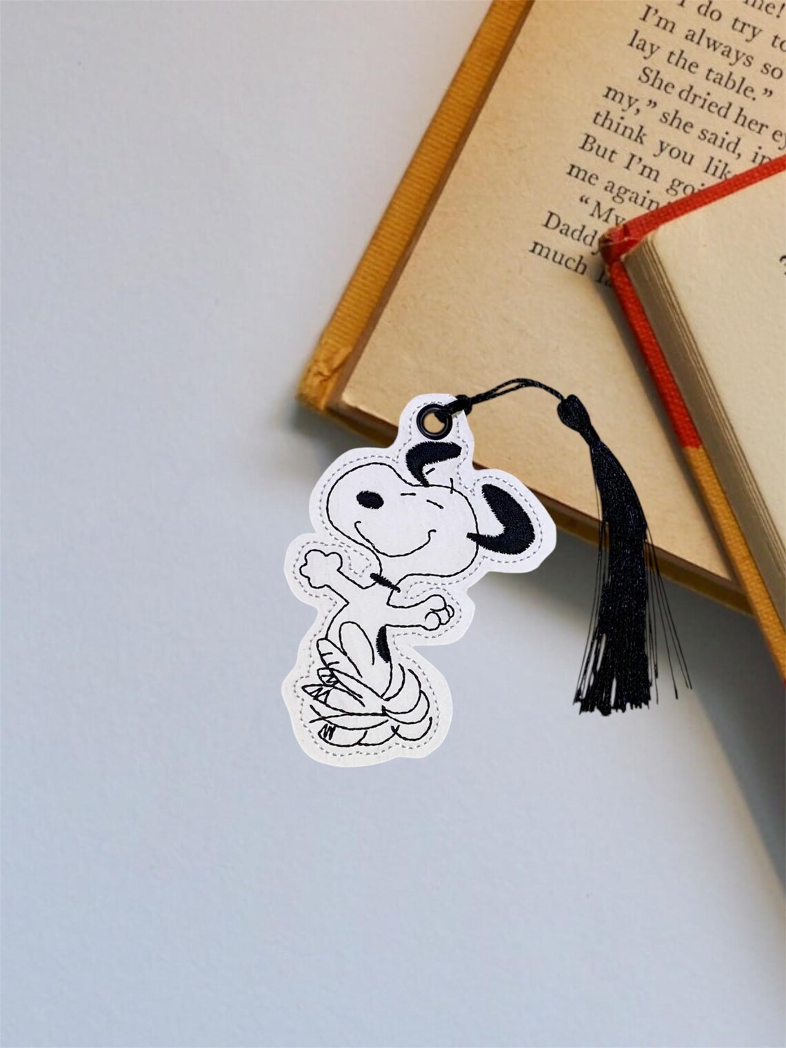 Beagle Bookmark, Peanuts, Dancing Dog Bookmark - Etsy