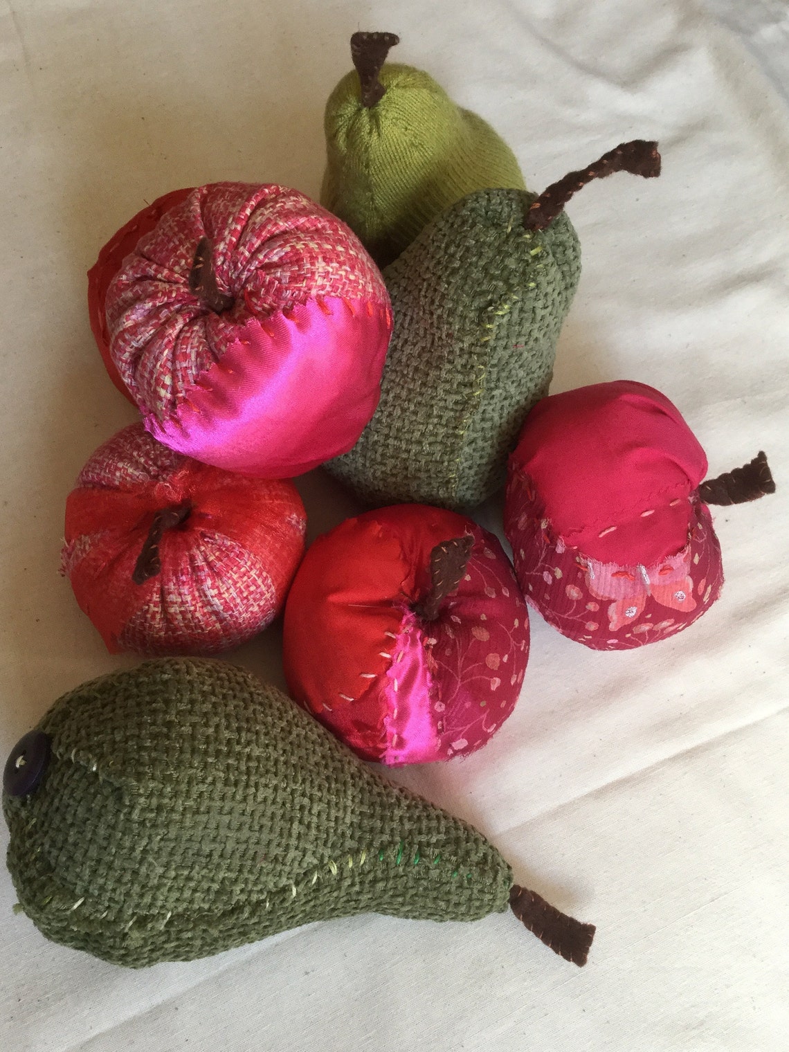 Decoración de manzana de tela cosida, rosa y comprobar - Etsy España