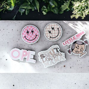 Someones Smut Loving Mama Sticker | Smut | Kindle Sticker | Booktrovert ...