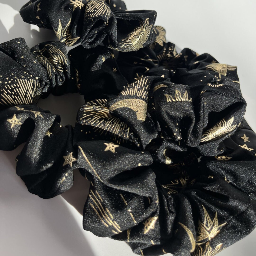 Celestial Print Negro Oro Metálico Scrunchie / Celestial - Etsy España
