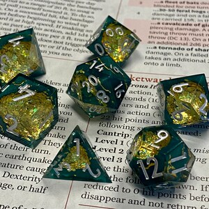 Maelstrom: Treasure All New 'geode' Style 7 Piece Sharp Edge Dice Set ...