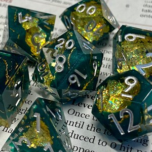 Maelstrom: Treasure All New 'geode' Style 7 Piece Sharp Edge Dice Set ...