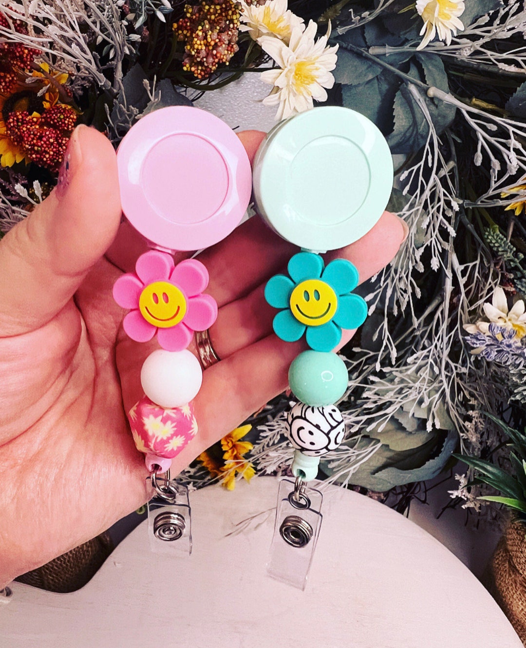 Daisy Badge Reel | Flower Badge Reel | Beaded Badge Reel | Cute Badge ...