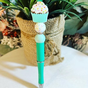 Cupcake Beaded Pen | Cupcake Pen | Baker Beaded Pen | Birthday Beaded ...