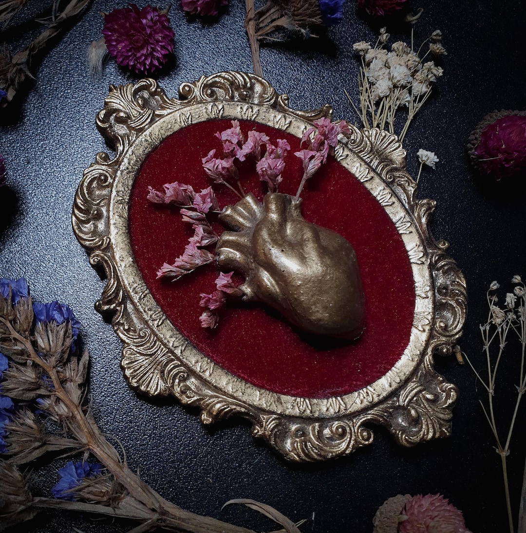 Floral Anatomical Heart Frame, Gothic Witchy Home Decor - Etsy