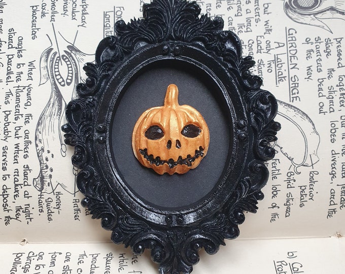 Jack O Lantern Round Filigree Frame, Pumpkin Lover Gifts, Gothic Home ...
