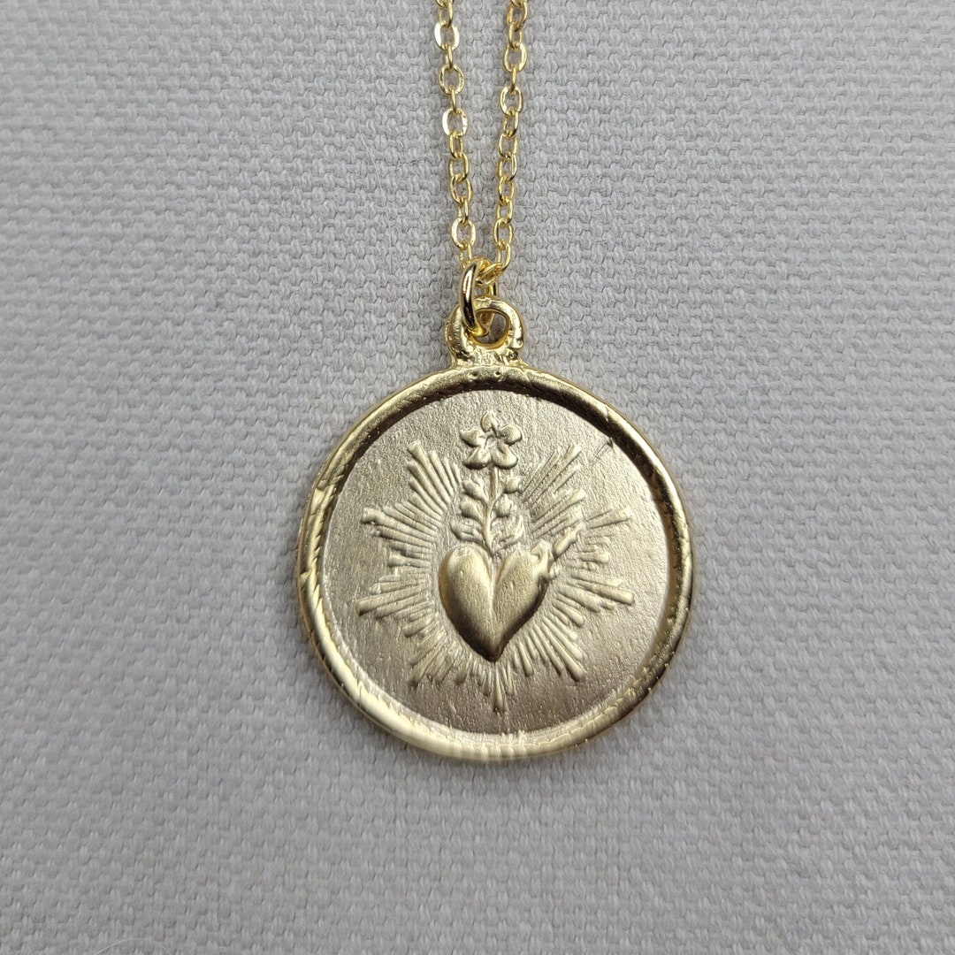18K Gold Plated Sacred Heart and Flower Necklace - Etsy