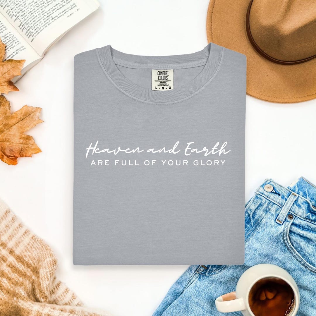 Catholic Women's T-shirt: Eucharist Gift, Daily Mass Liturgy Tee - Etsy