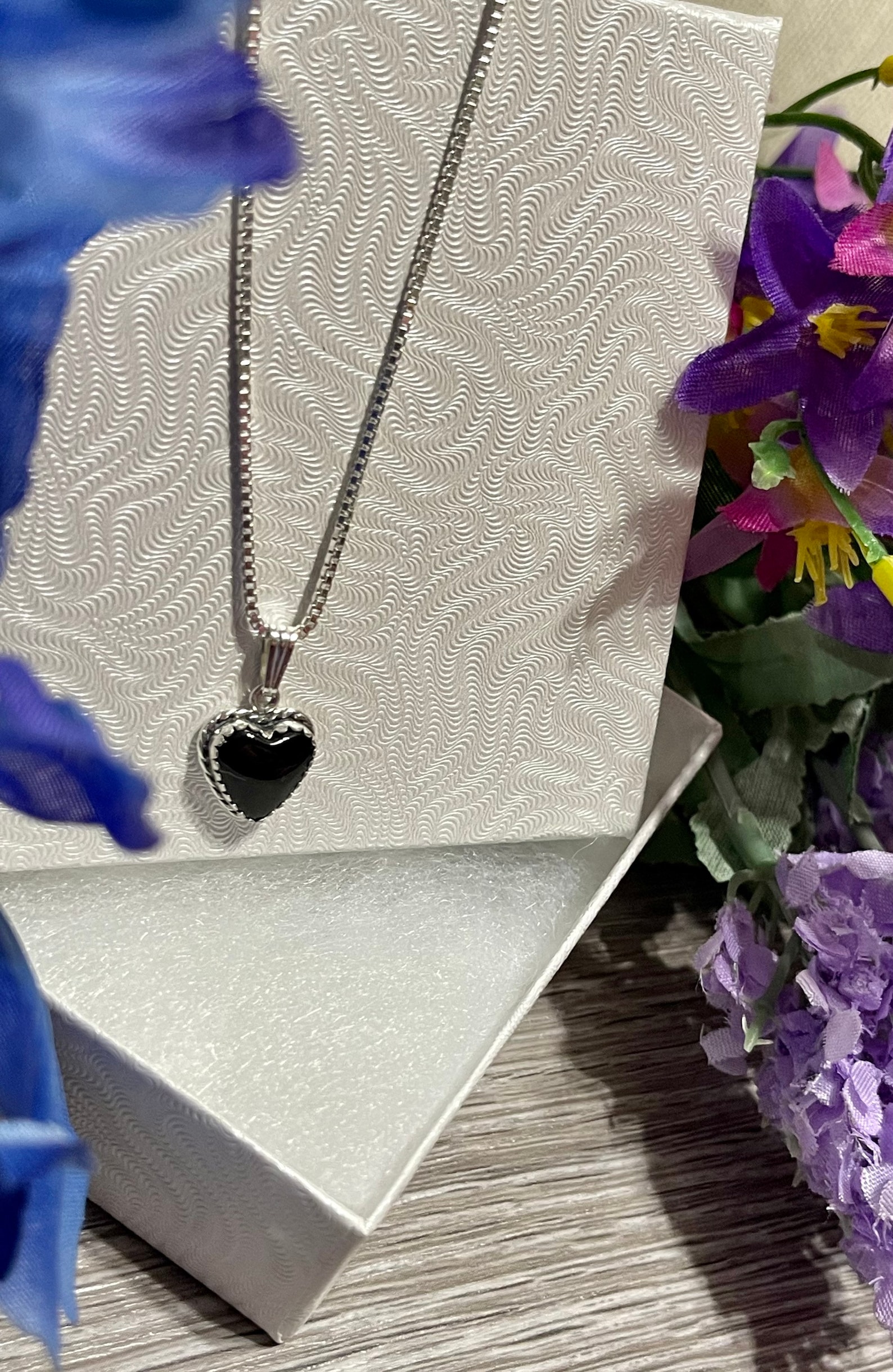 Black Onyx Heart Pendant Necklace/black Stone Heart Charm - Etsy