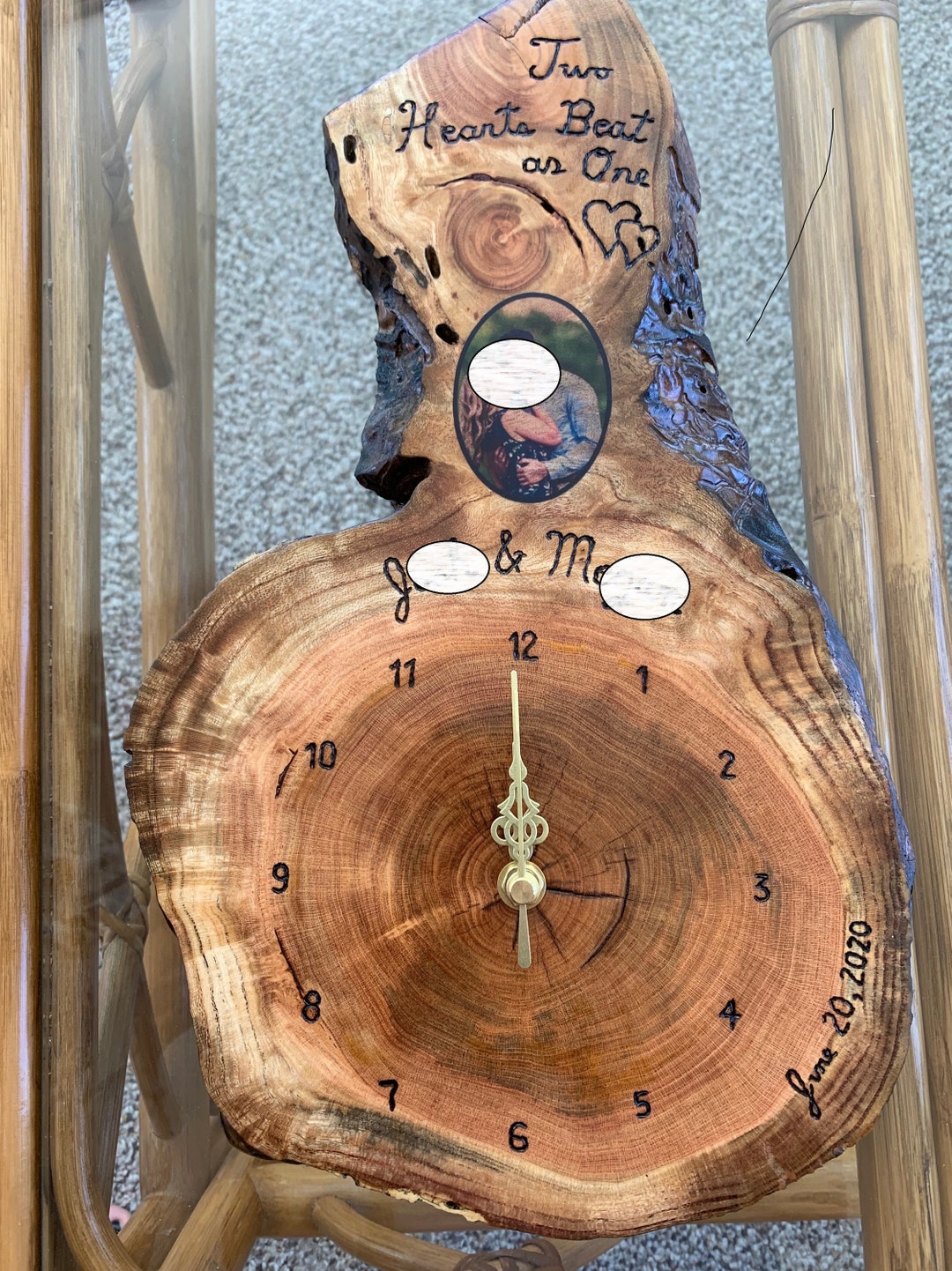Customized Live Edge Clock With Your Words and Picture - Etsy