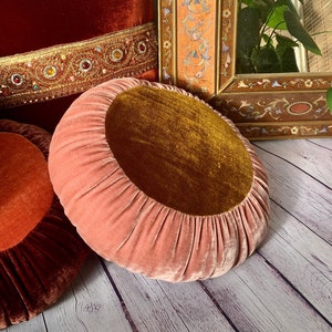 Round Velvet Pillow, Decorative Pillow, Pillows for Couch, Bed, Silk ...