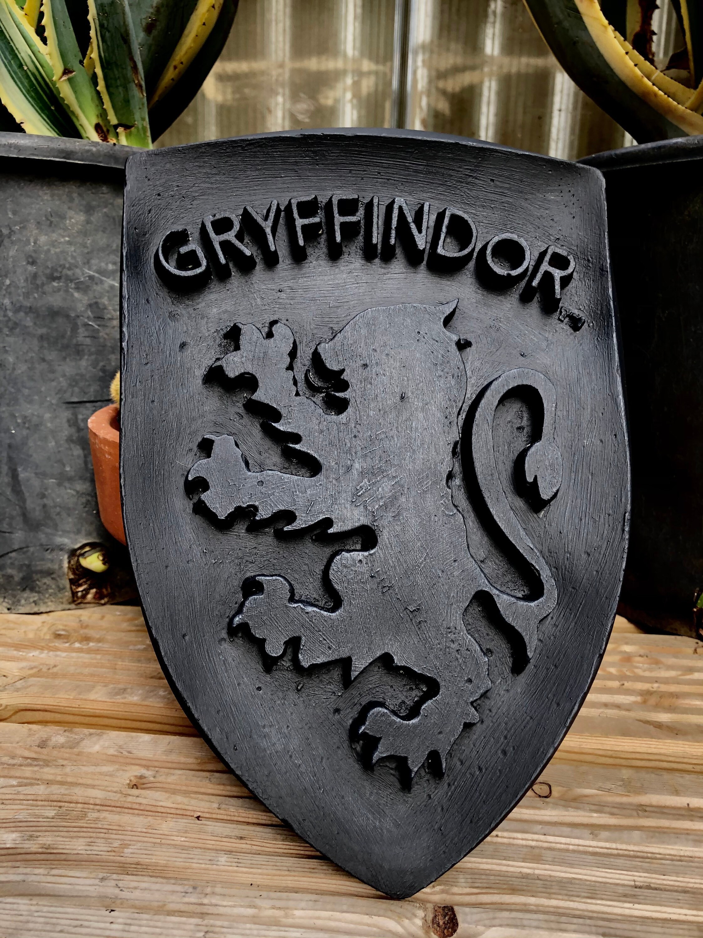 Stone/cre Harry Potter Gryffindor Shield Medieval Wall - Etsy UK