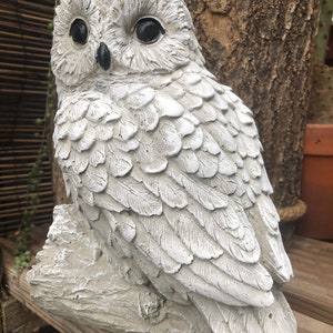 Stone/cre Large Beautiful Owl on Tree Garden Statue Wildlife Forrest ...