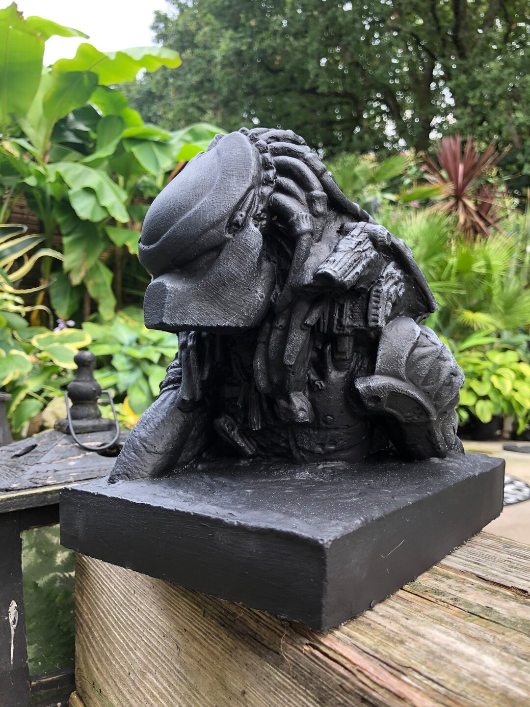 Stone/cre Detailed Predator Garden Statue or Home Decor Collectors ...
