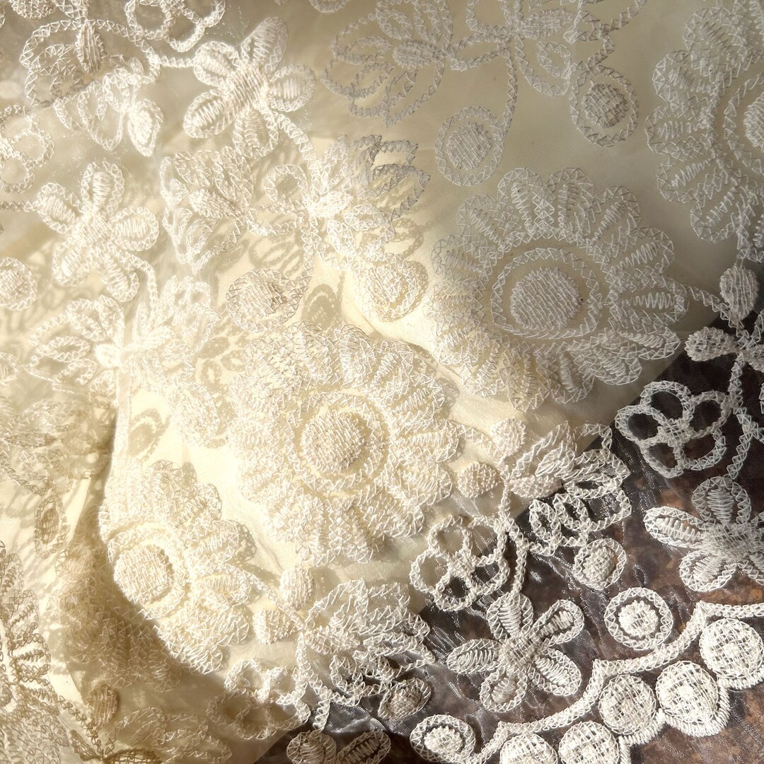 Beige Organza Fabric Corded Embroidery Fabric Rustic Flower Mesh ...