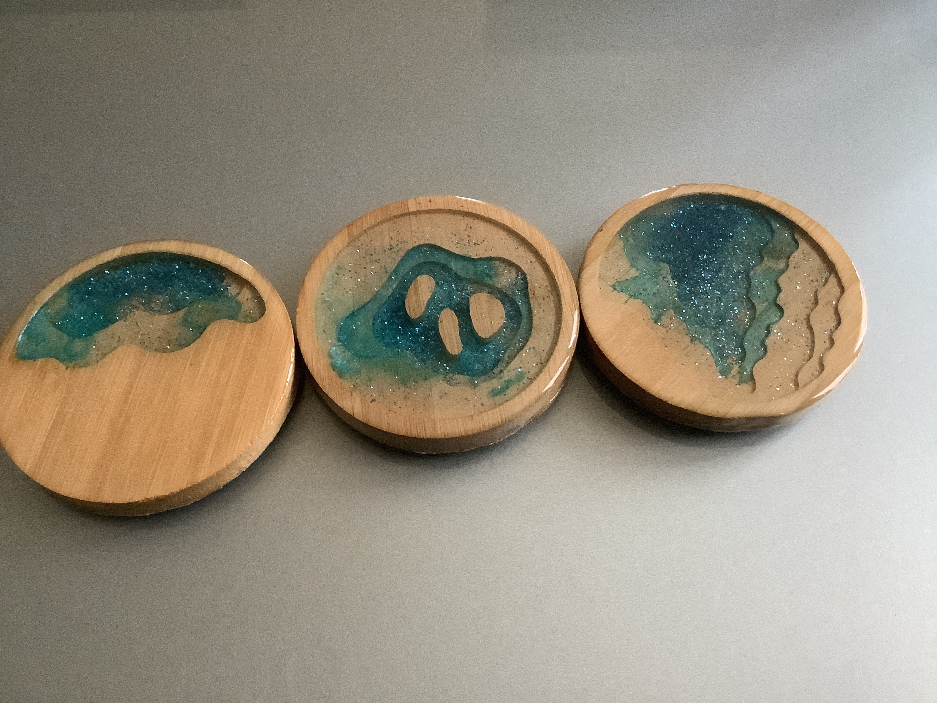 Wooden Round Coasters, River Theme, Sky Blue, Epoxy Resin, Use Hot or ...