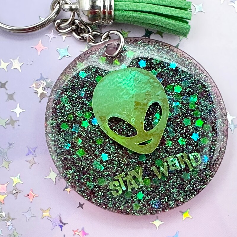 Alien Keychain - Etsy