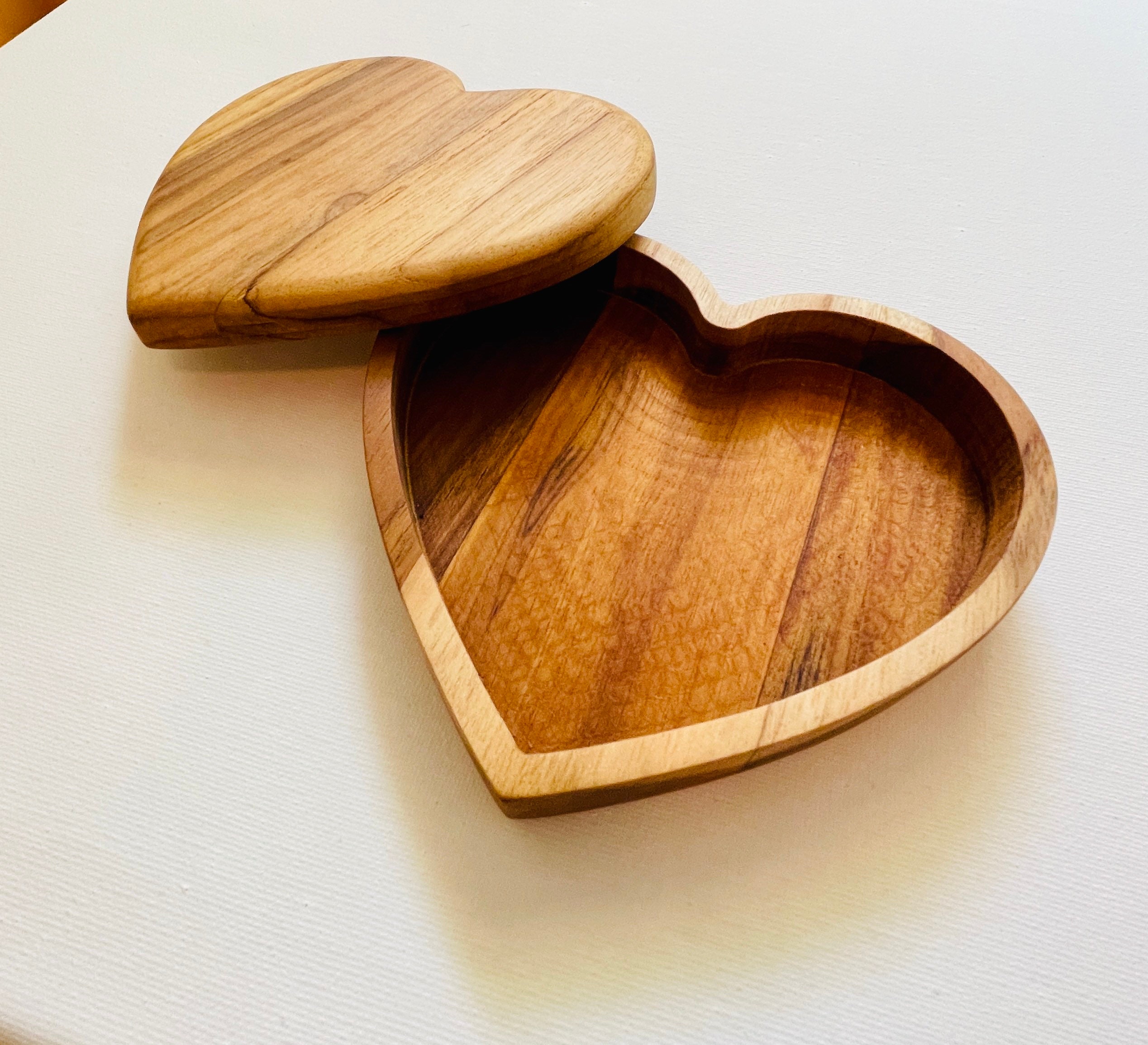Heart Box - Etsy