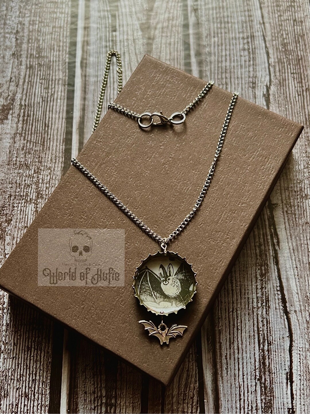 18" Vintage Halloween Black and White Bat up Cycled Bottle Cap Chain ...