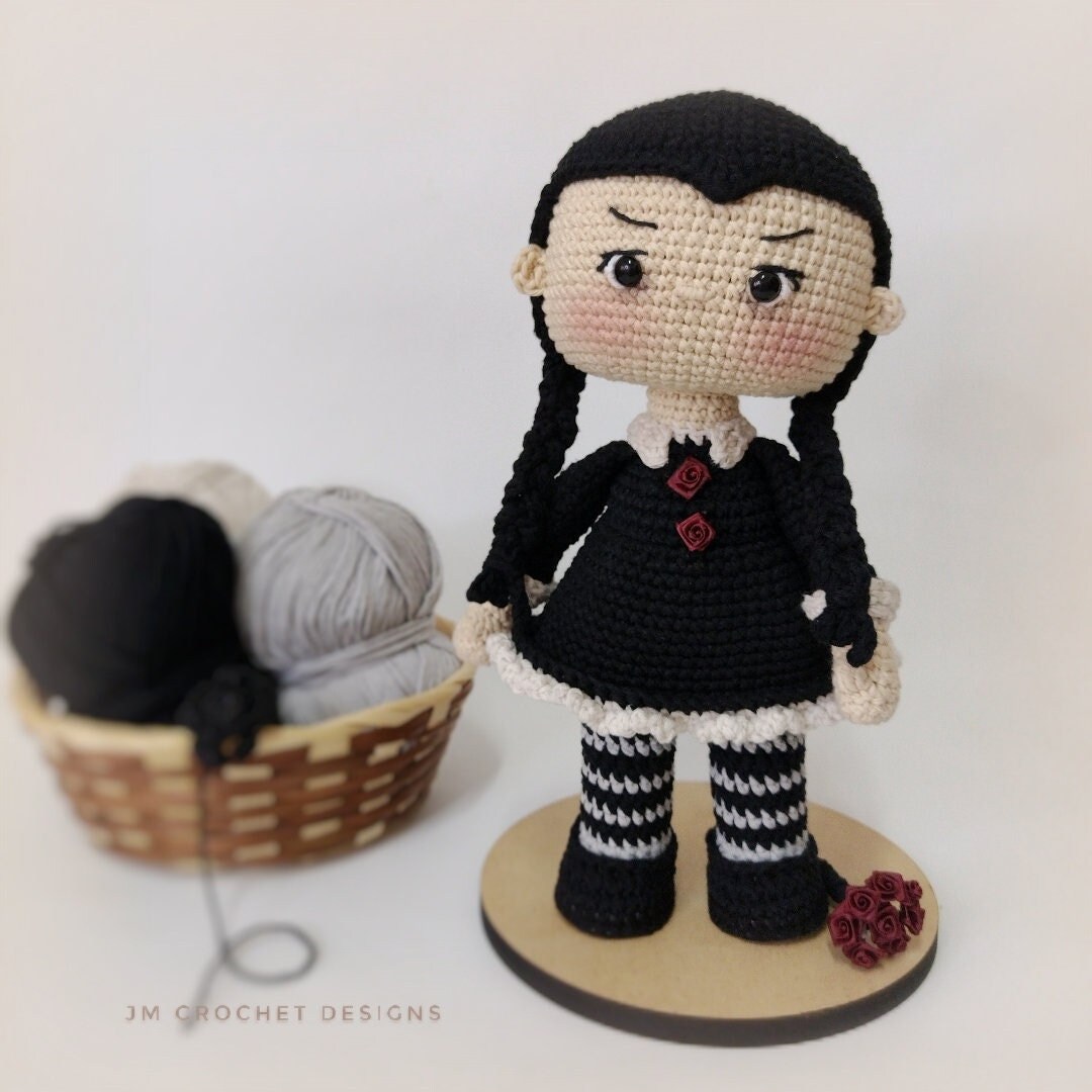 Merlina Addams Pattern / Wednesday Addams / JM Crochet Designs ...