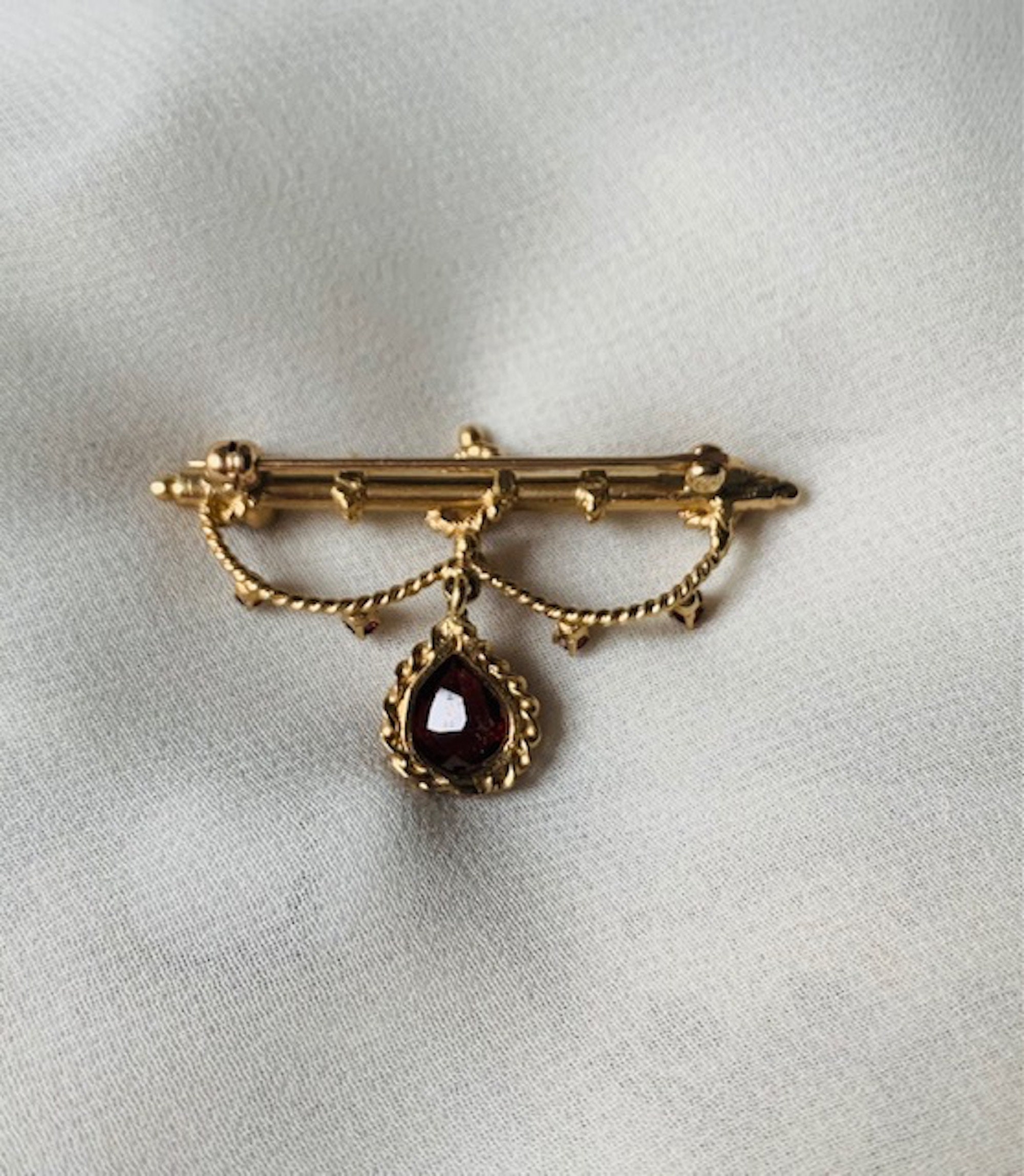 Victorian 14K Gold Garnet & Natural Pearls Pin | Etsy