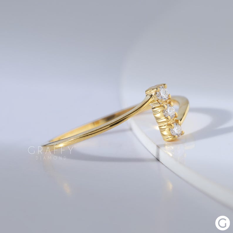 Round Cut Three Stone Engagement Ring Vertical Three Stone Bypass ...
