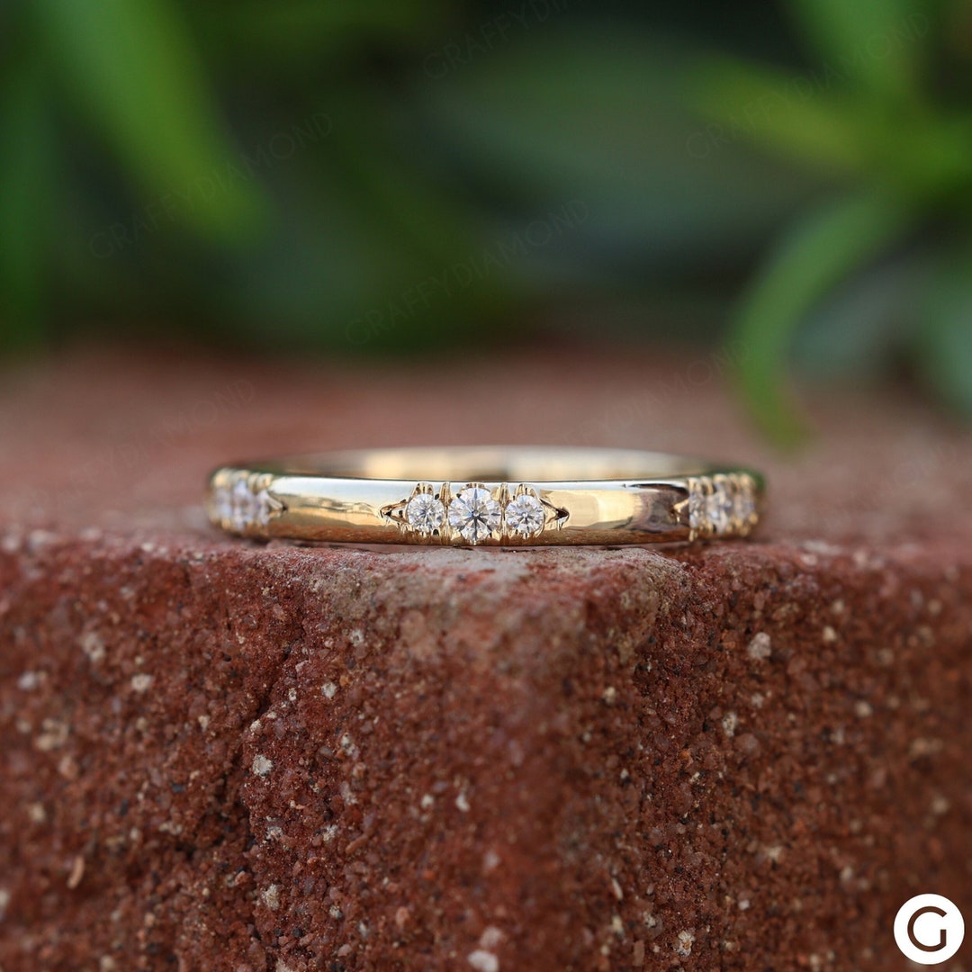 Flush Set Eternity Band Round Cut Colorless Diamond Wedding Band ...