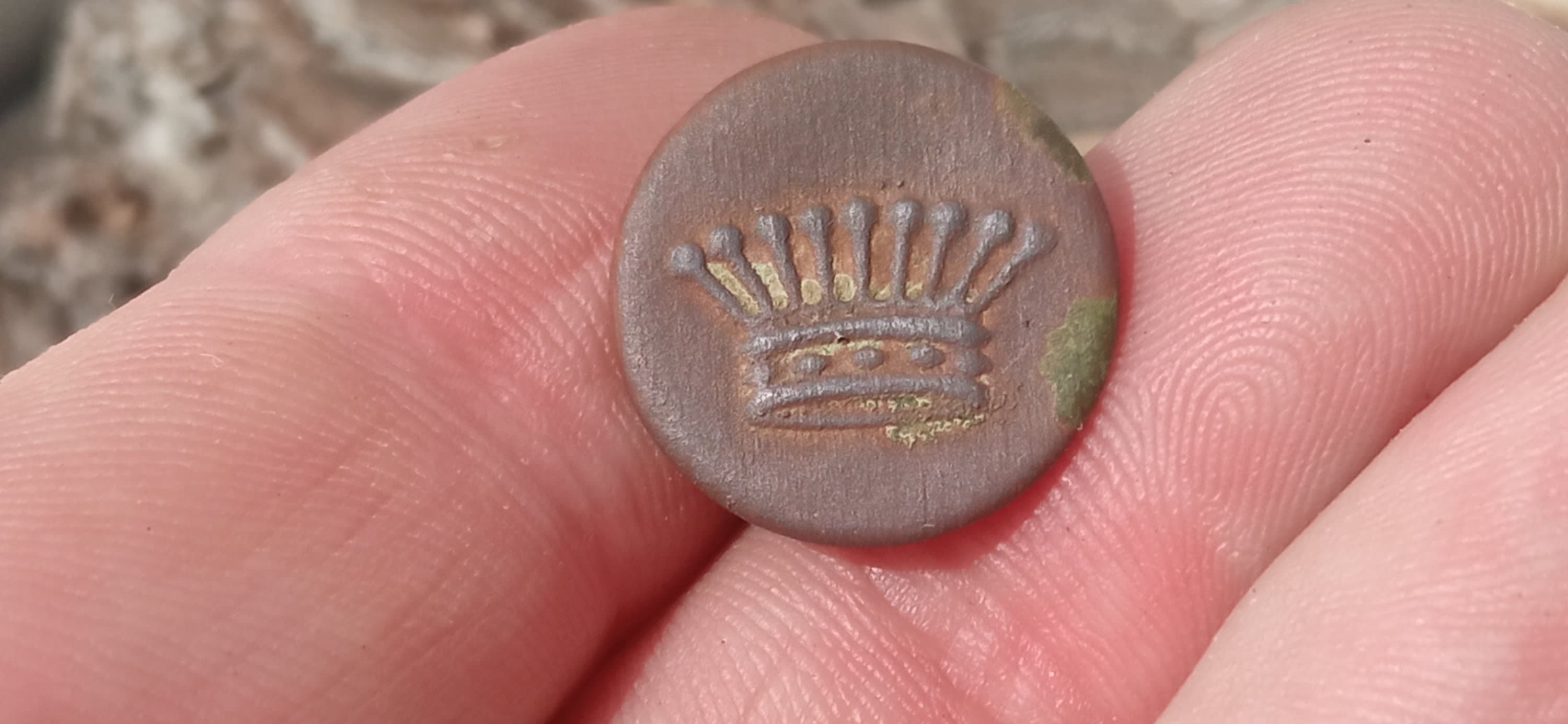 Old Button With a Crown Livery Button Vintage Button Brass - Etsy