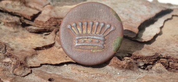 Old Button With a Crown Livery Button Vintage Button Brass - Etsy