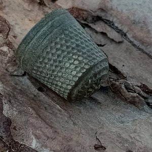 Vintage Thimble. Ancient Brass Thimble. the Original Old Thimble - Etsy