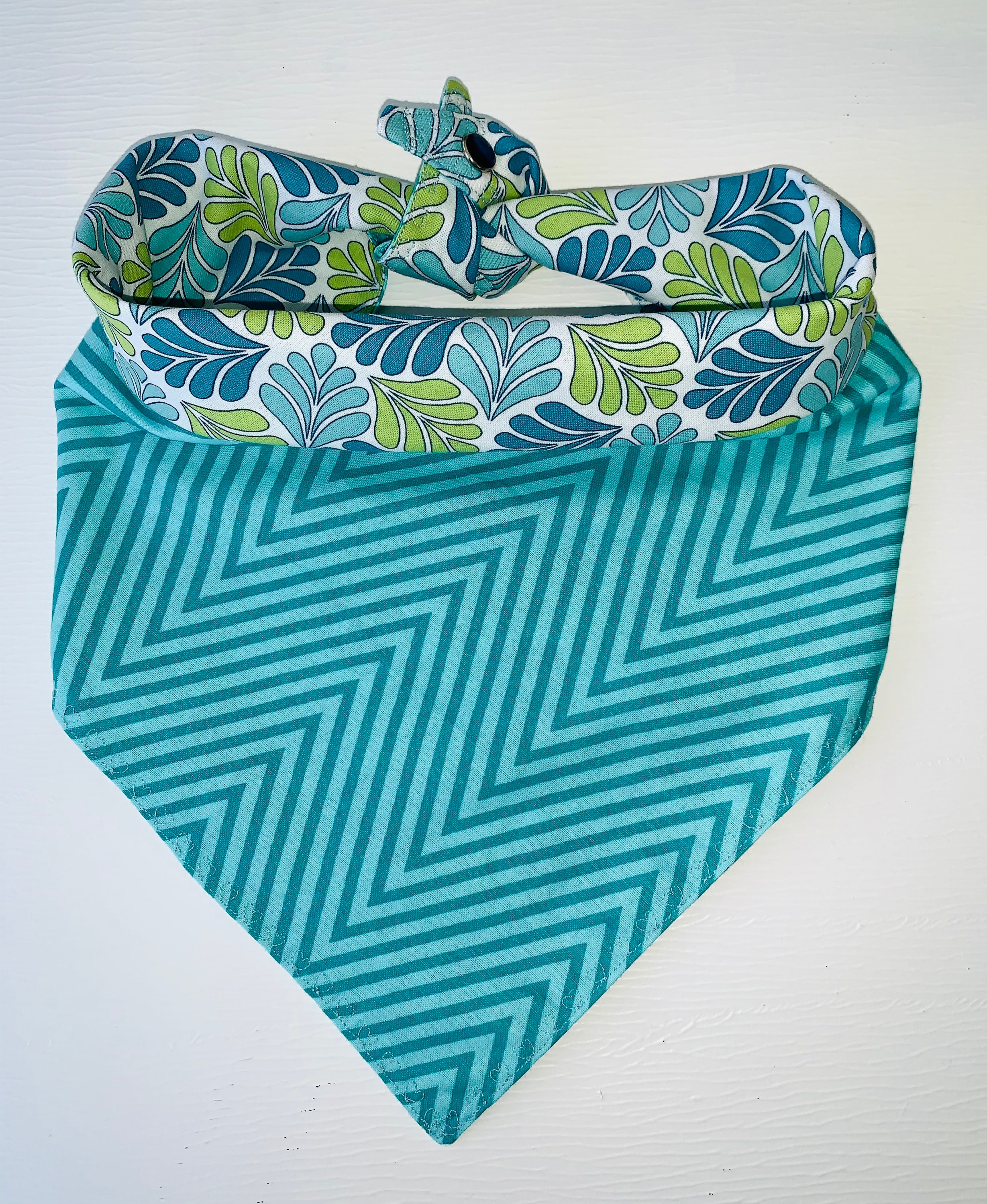Reversible Teal Bandana. Teal. aqua green and white leaves. | Etsy