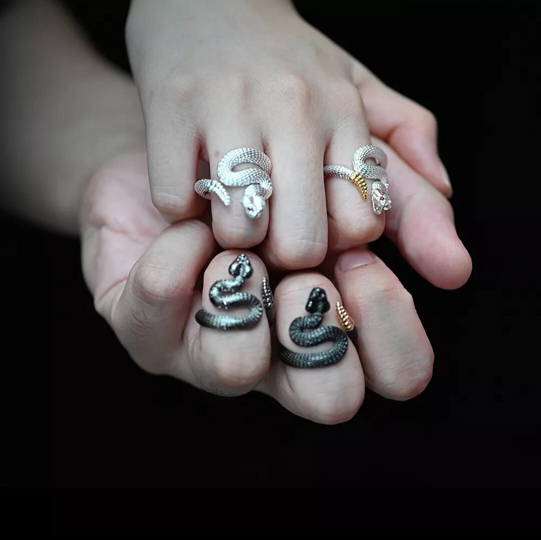 Adjustable Gothic Snake Ring I Wrap Around Serpentine Ring - Etsy